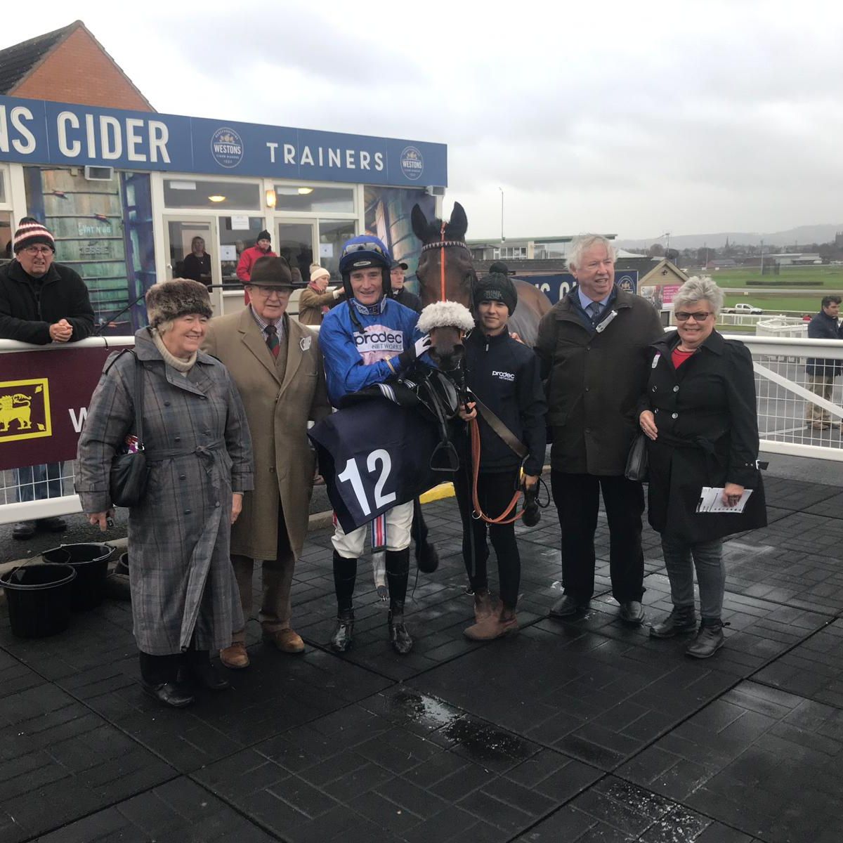 91d5e3e3-ae20-4b6f-bc04-fc4069ecc969 – Warren Greatrex Racing