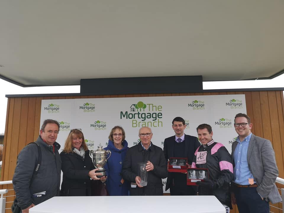 f0028cb8-1f58-49e6-a0f2-8a59075d4d03 – Warren Greatrex Racing