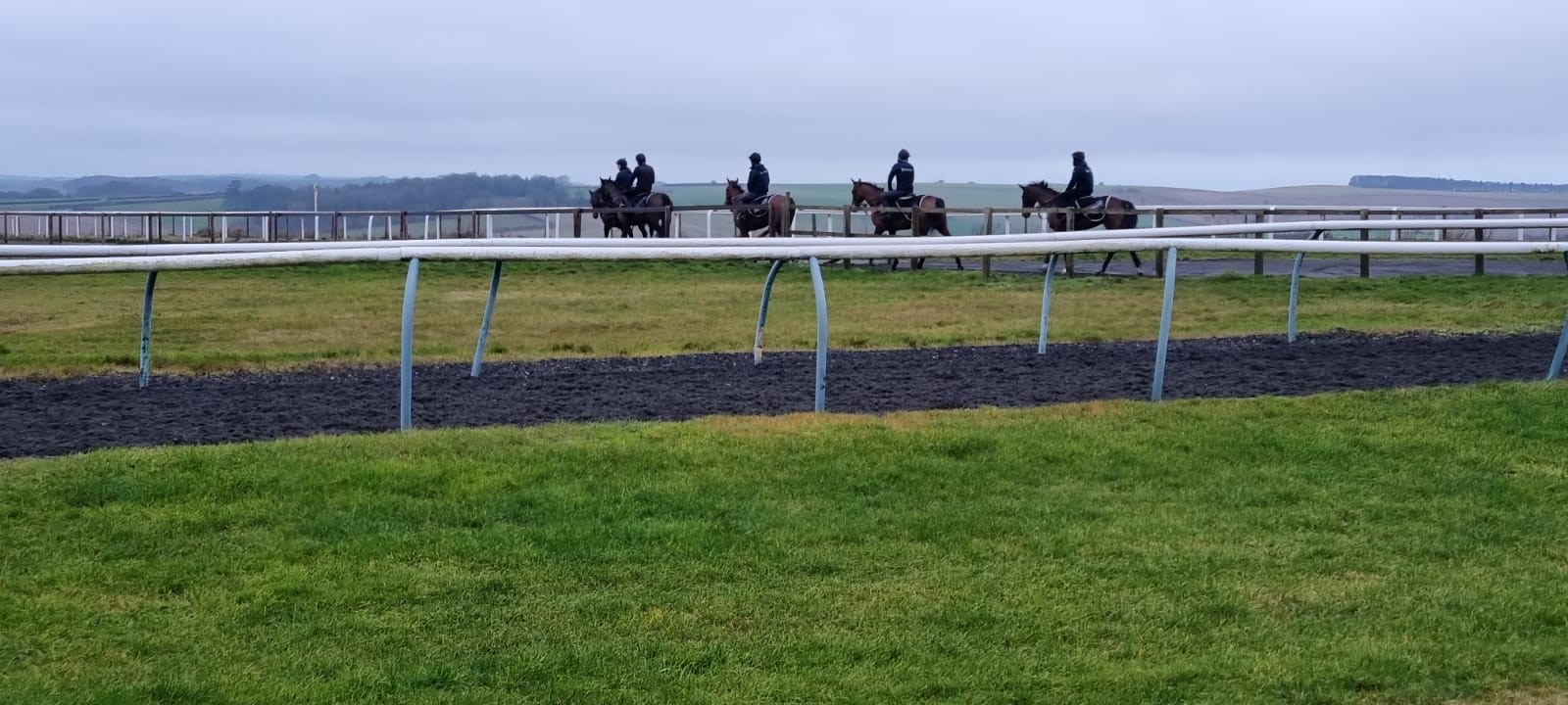 BACK IN ACTION! – Warren Greatrex Racing