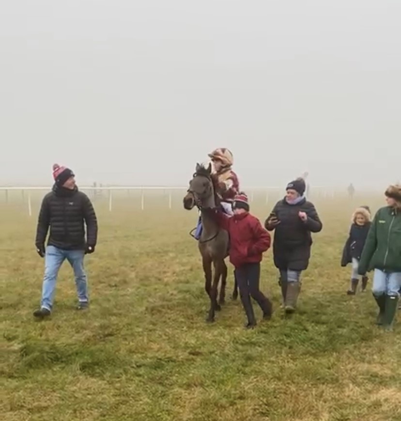 A FAB FAMILY DAY OUT AT COCKLEBARROW – Warren Greatrex Racing