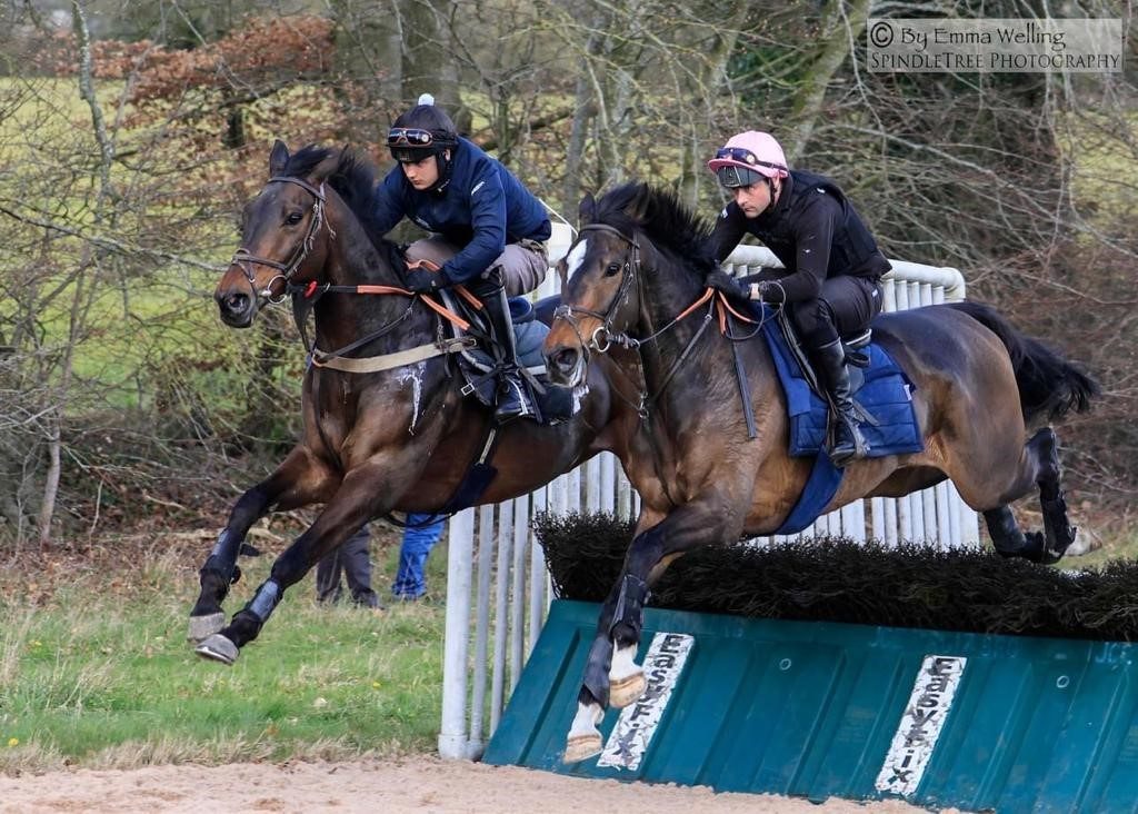 LAMBOURN OPEN DAY and NELL WINS AGAIN!!! – Warren Greatrex Racing