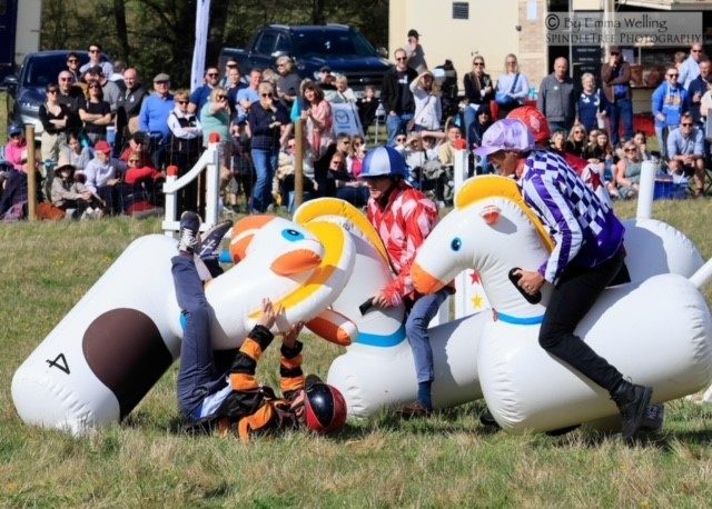 LAMBOURN OPEN DAY and NELL WINS AGAIN!!! – Warren Greatrex Racing