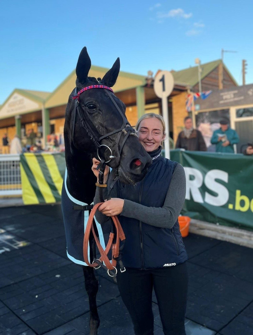 FUTURE FORTUNE WINS ON DEBUT – Warren Greatrex Racing