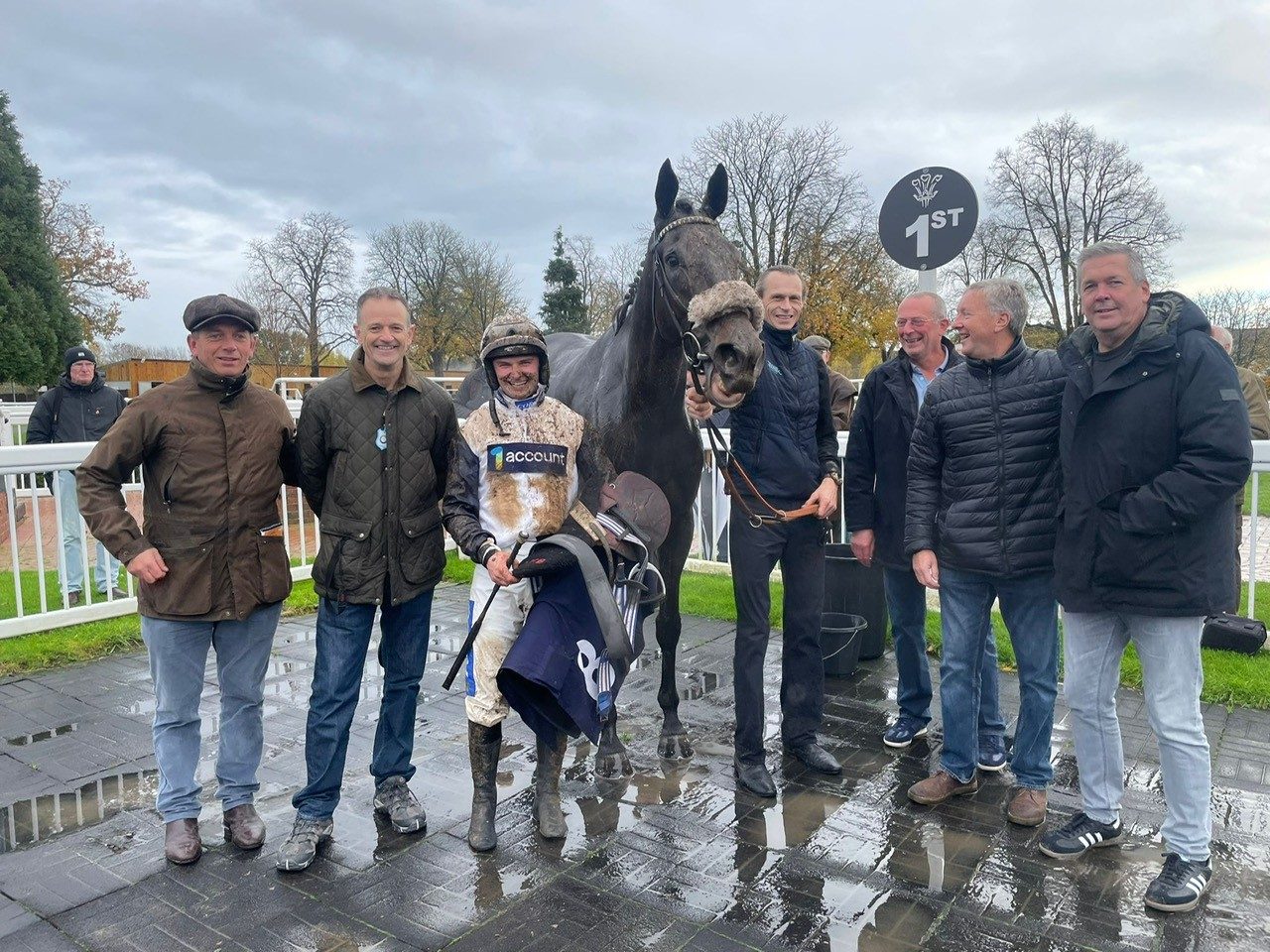THEYSEEKHIMTHERE & JAMES JET WIN!!! – Warren Greatrex Racing
